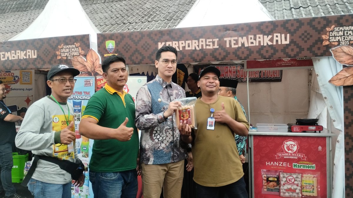 Paguyuban Baraya Pasundan Promosikan UMKM di Semarak Daun Emas Sumedang